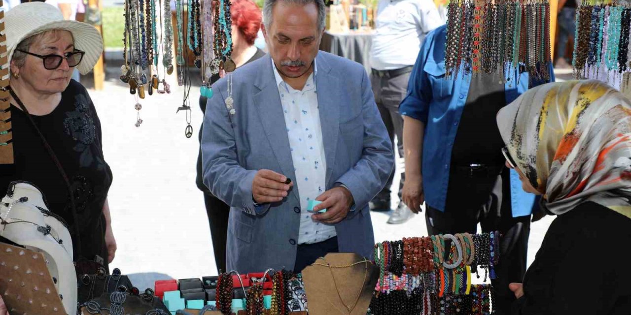 Talas’ta Bu Pazar ‘Maharetli Eller’in Günü